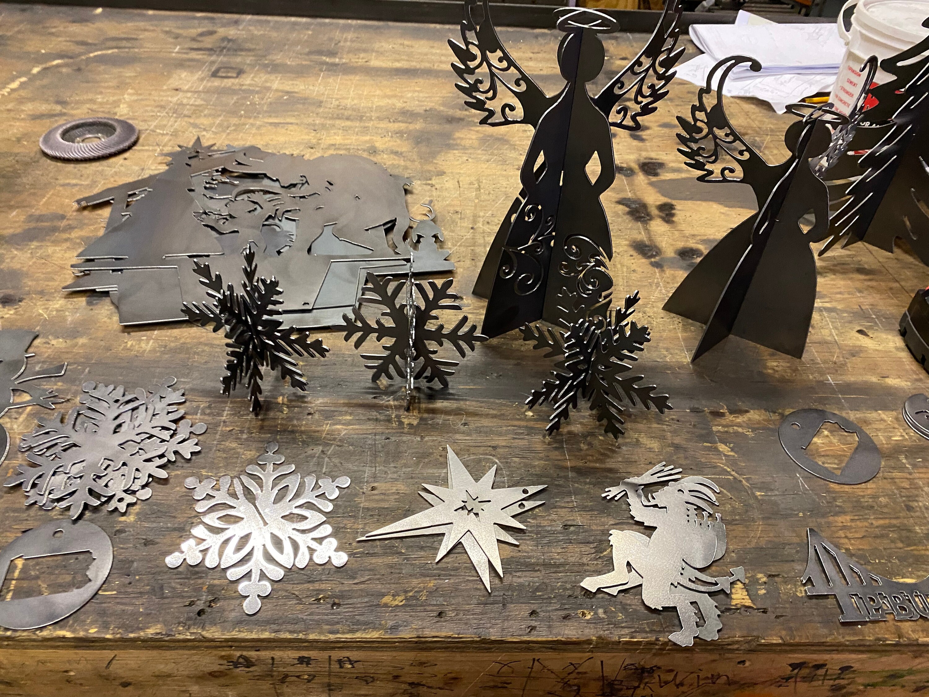 Metal 3D Angles | Free Standing Angles | Christmas Decor | Holiday ...