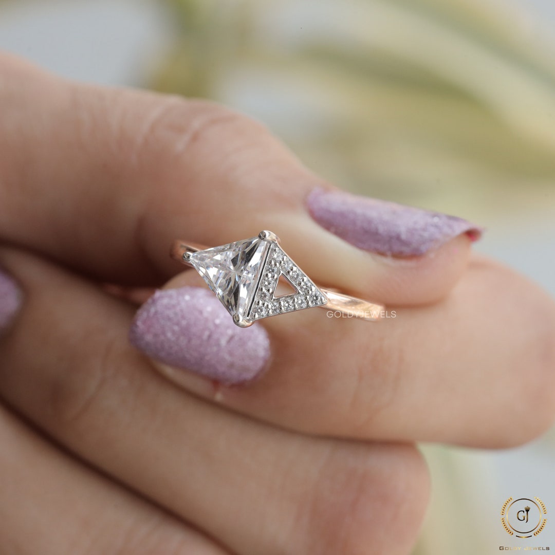 Tringle Cut Moissanite Engagement Ring for Women/925 Sterling Silver ...