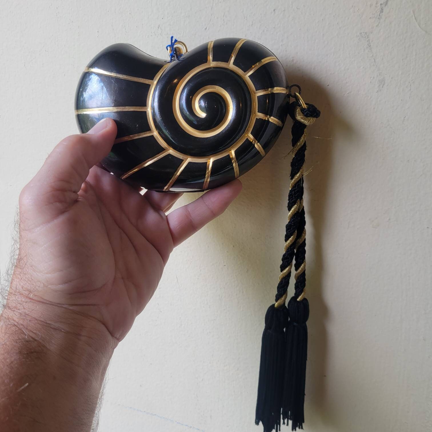 Vintage Designer Non-no Nautilus Shell Shape Purse Handbag Black and ...