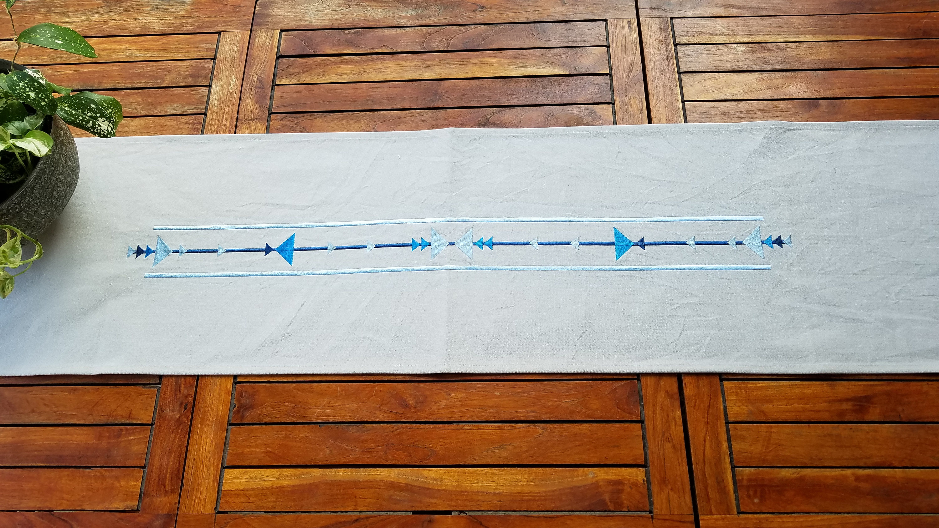 Beige Cotton Table Runner Embroidered With Blue Triangles - Etsy
