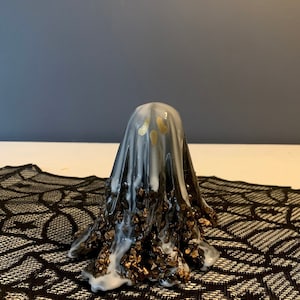 Cute Halloween Resin Ghosts Décor white Ghost, Black Ghost, Gold Ghost ...