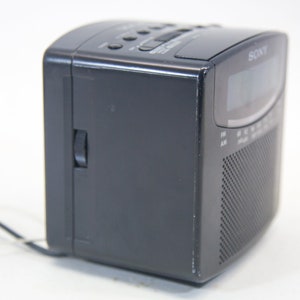 Sony Digicube | Digital Alarm Clock | Model ICF-C102 | Black | AM FM ...