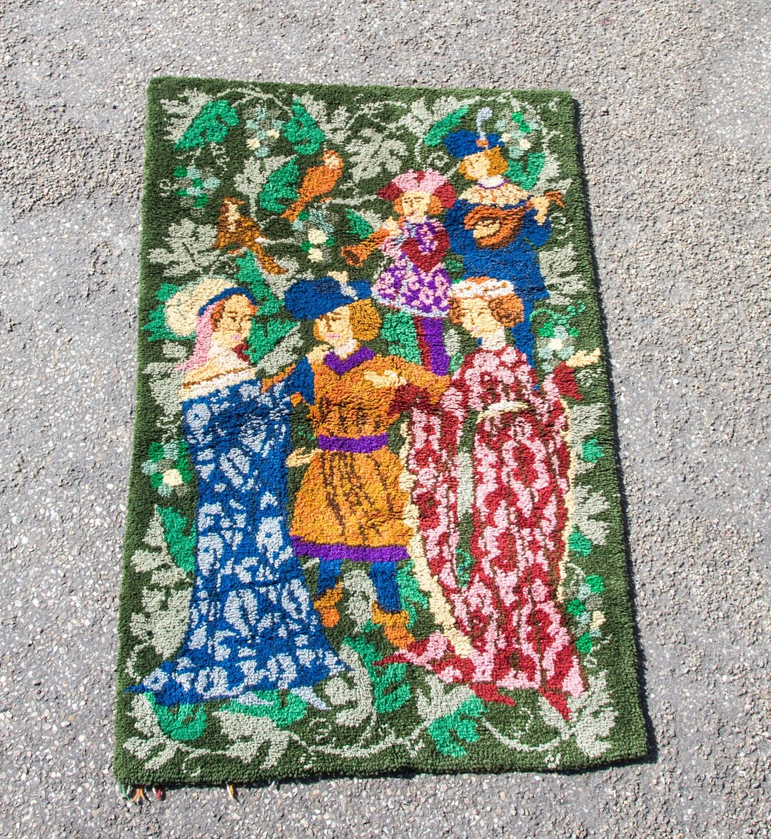Large 70's Wall Rug | Medieval Decor | Hand Tied | Thick Wool | Vintage ...