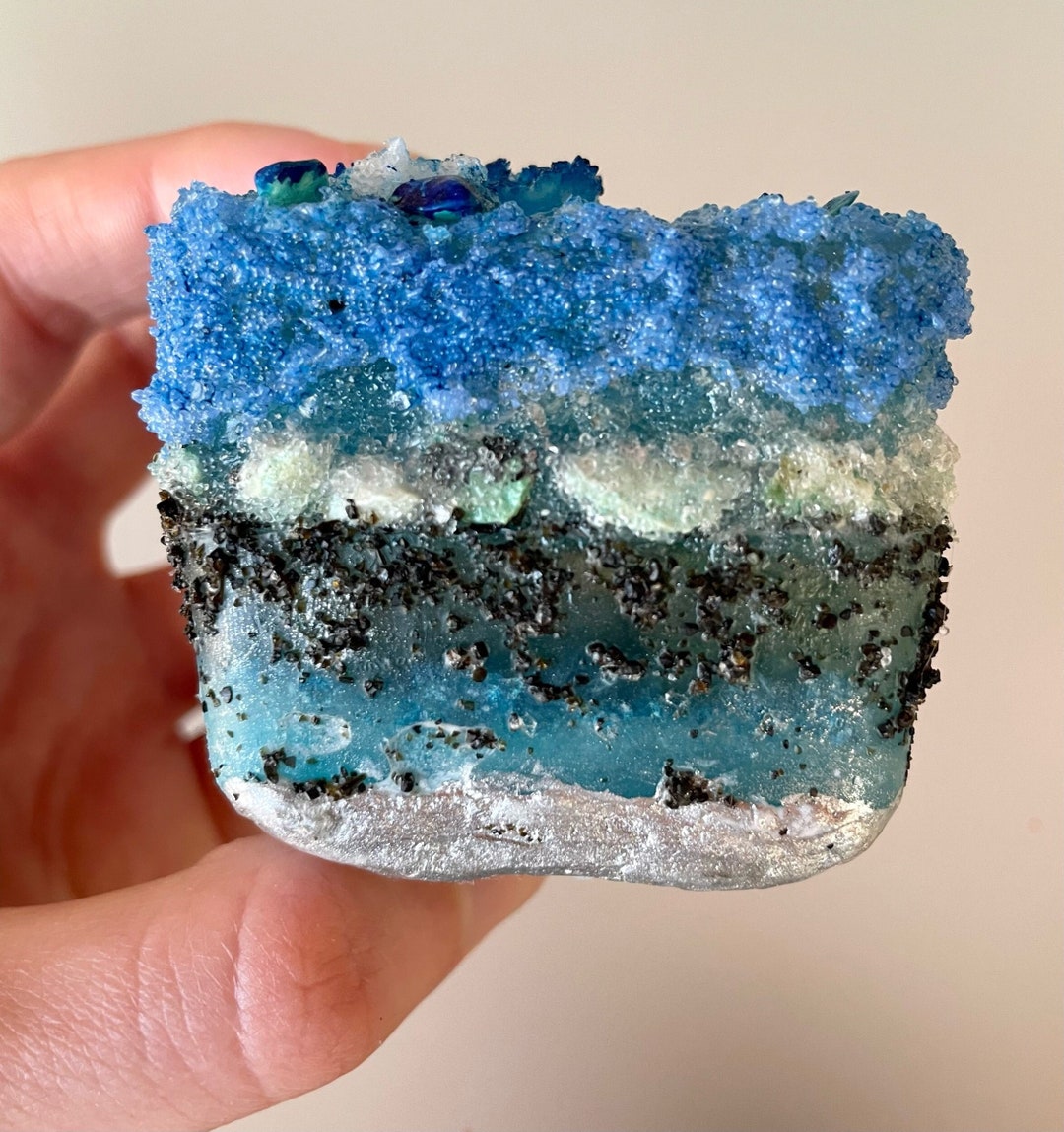 Blue Terraform I layer Cake Turquoise, Blue Quartz Aggregate, Crystal ...