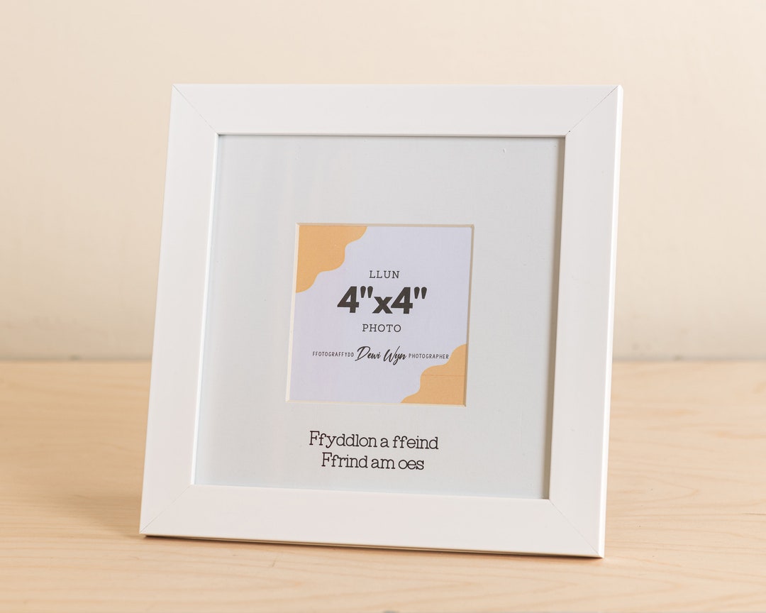 Ffrâm Cymraeg - Ffyddlon a Ffeind, Ffrind Am Oes - Anrheg I Ffrind ...
