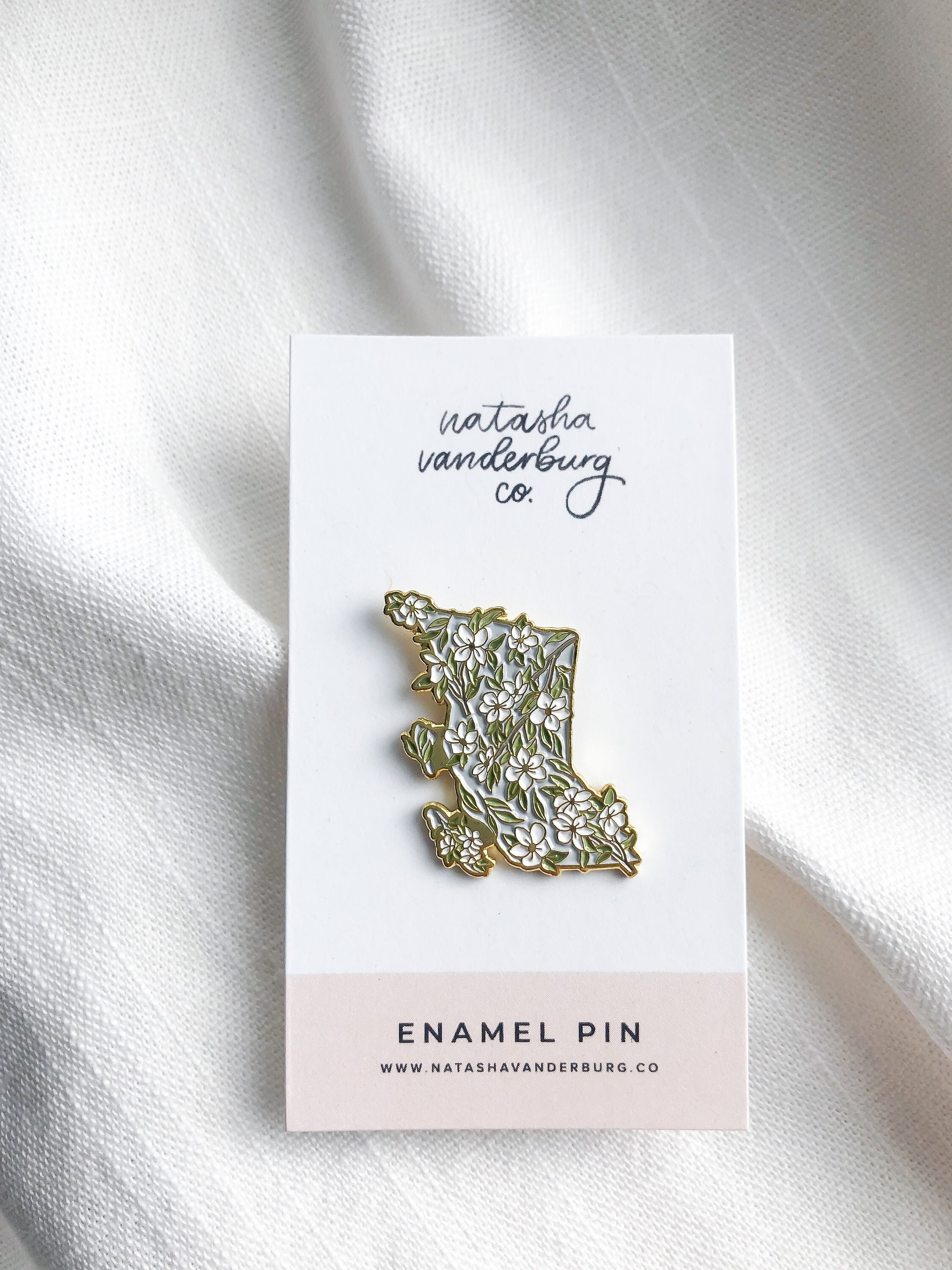British Columbia Provincial Flower Enamel Pin Dogwood Gold - Etsy Canada