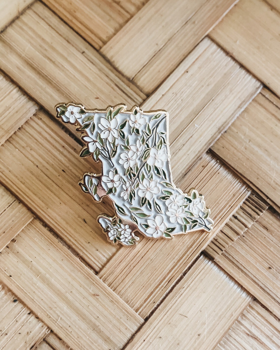 British Columbia Provincial Flower Enamel Pin Dogwood Gold - Etsy Canada