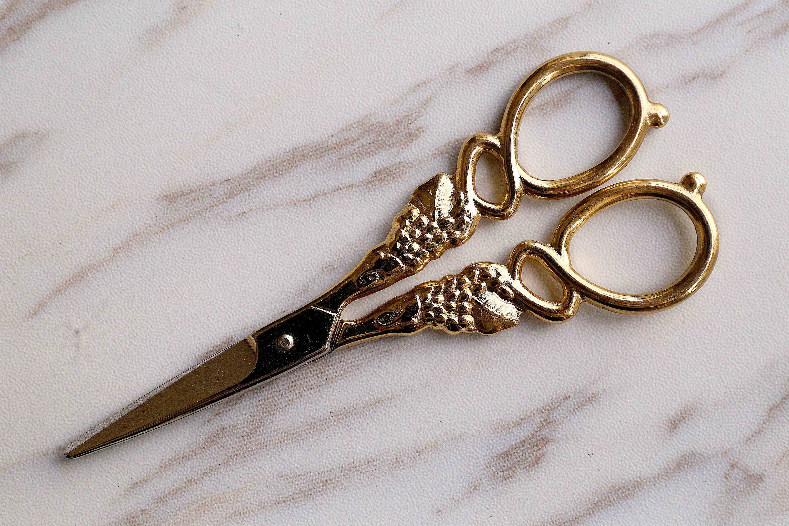 Peacock Scissor /gold Antique Vintage Scissors /embroidery - Etsy