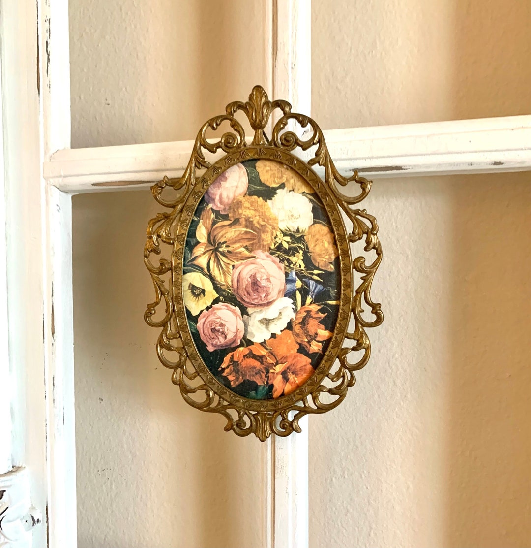 Vintage Oval Gold Frame, French Country Decor, Cottage Core Decor, Made ...