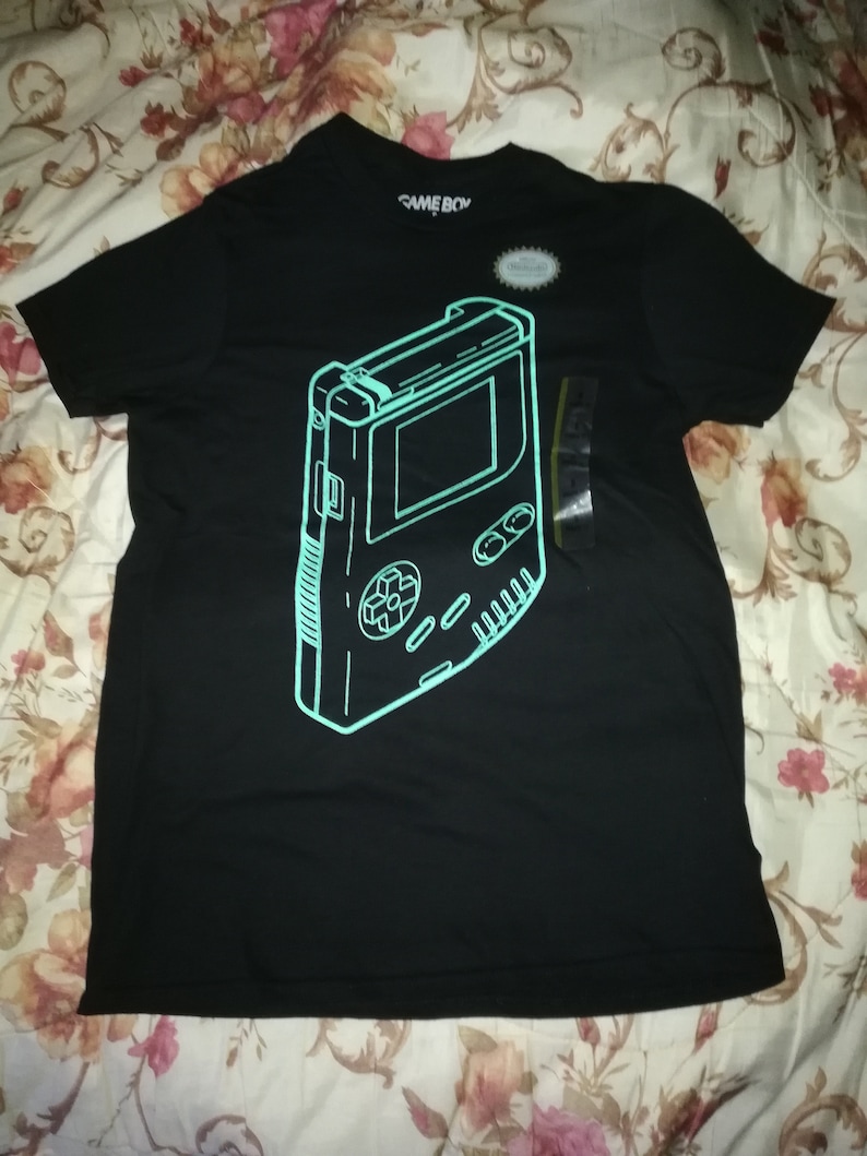 Nintendo Game Boy T-shirt - Etsy