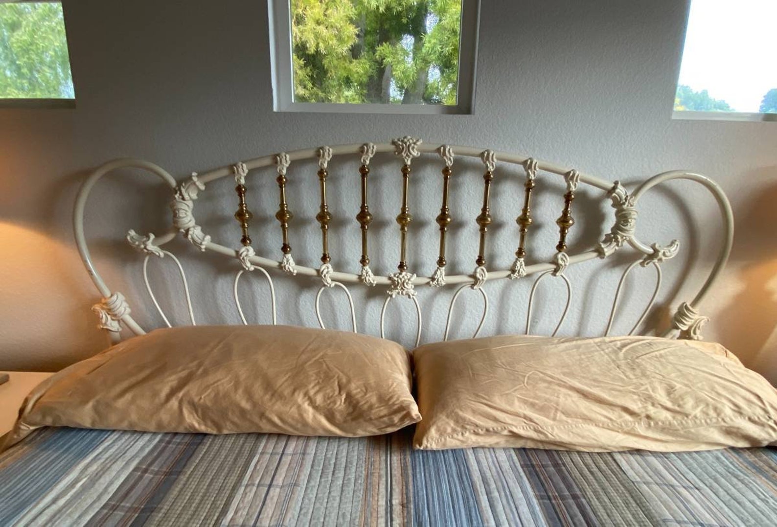 Vintage Elliott’s Design California King Bed Frame: White Iron & Brass ...