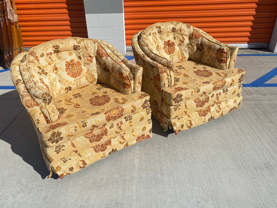 Pair of Hollywood Regency Milo Baughman Style Swivel Rockers Barrel ...