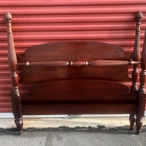 Beautiful Antique Walnut Pineapple Post Full Size Bed Includes ...