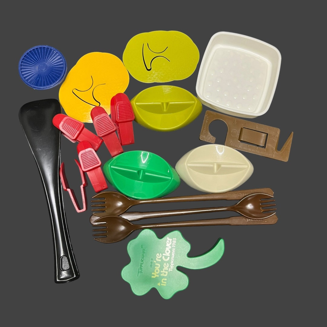 Vtg Tupperware Gadget Lot: Sporks, Knife Rest, Scrapers, Pocket Brush ...