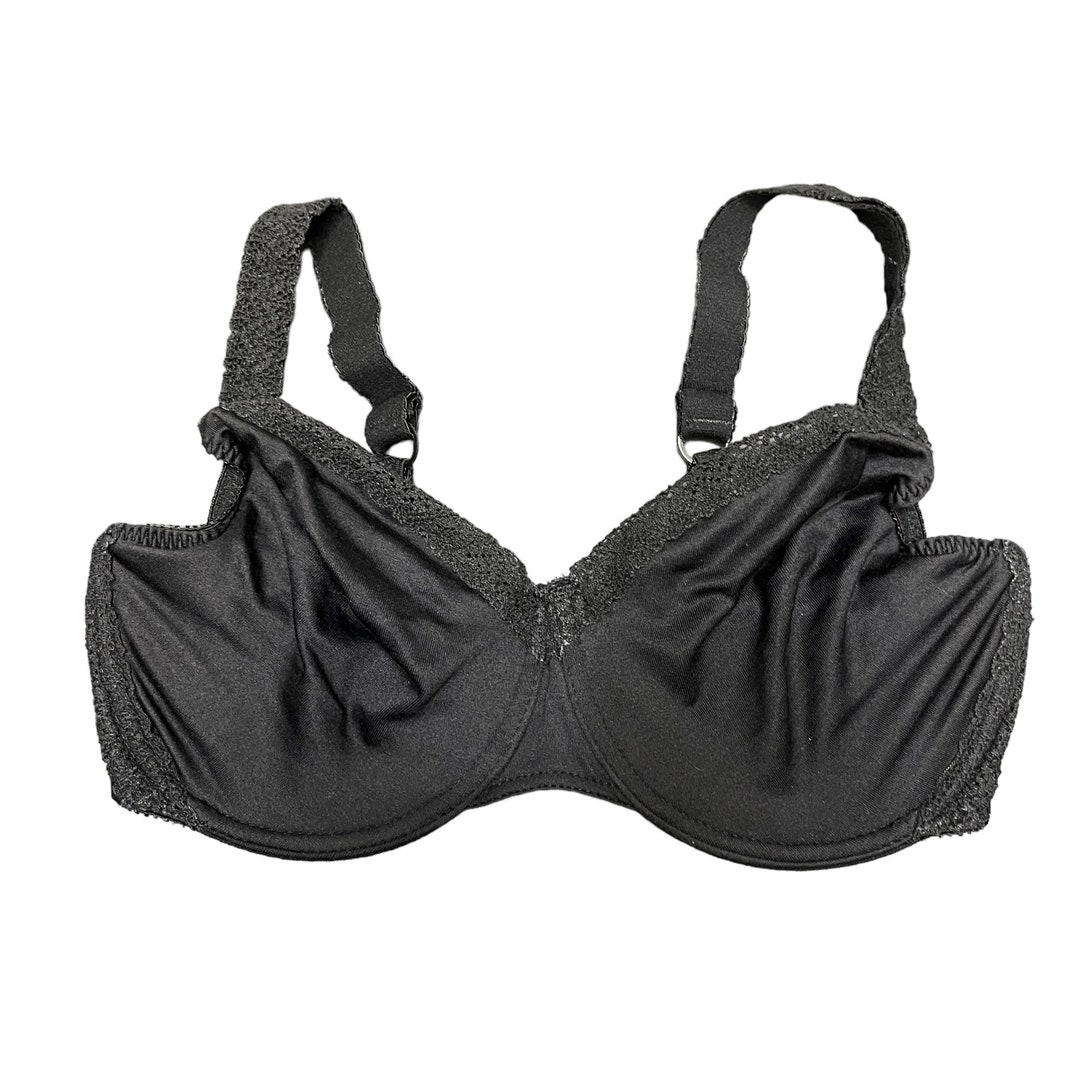 VTG Olga Bra Lace Trimmed Full Full Coverage Underwire Bra 35916 Black ...