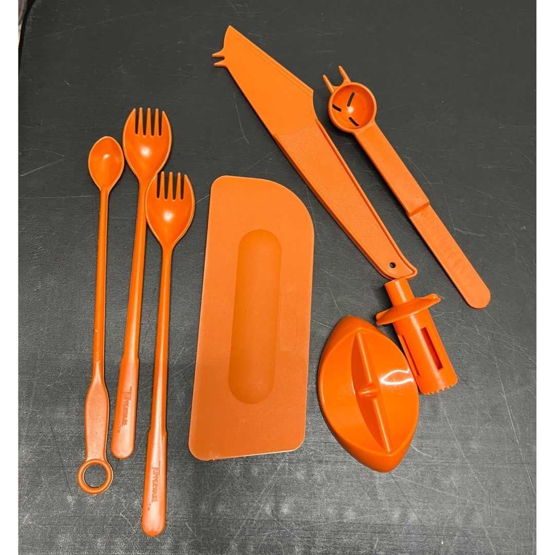 VTG Tupperware Orange Gadgets Lot - Scraper, Spoons, Olive Knife Rest ...