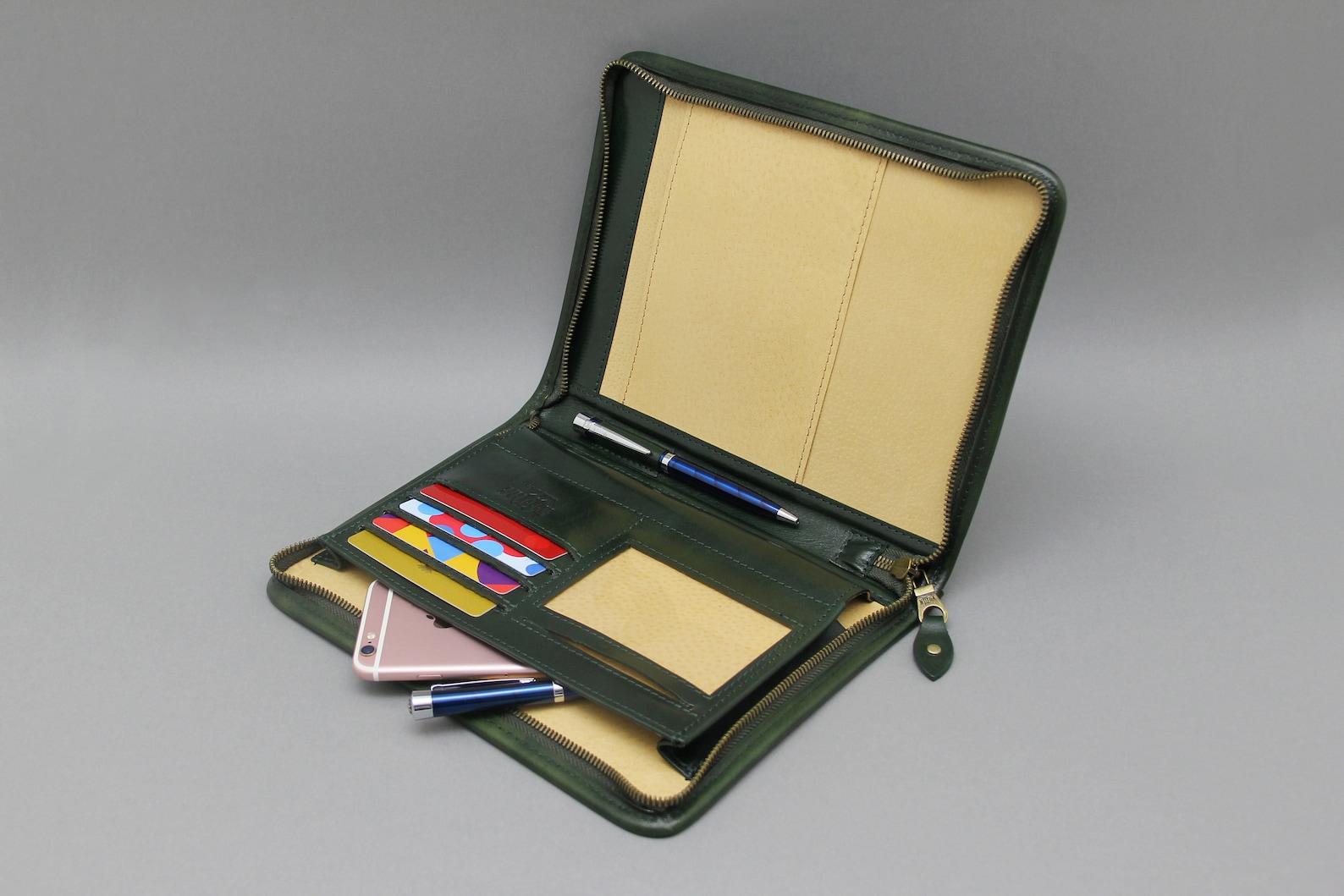 Noda A5 Leather Compendium, Full Leather, Multiple Pockets, Zip Closure ...