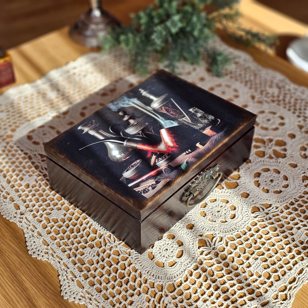 Wooden Pipe Storage Box in Vintage Style, Smoking Accessories, Vape ...