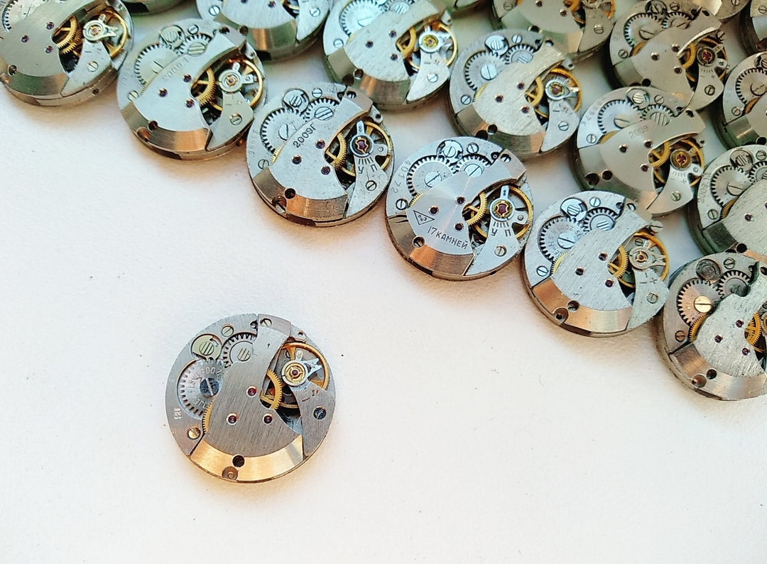 Vintage Watch Mechanisms Steampunk Jewelry Watch Parts 18 Pc. Round ...