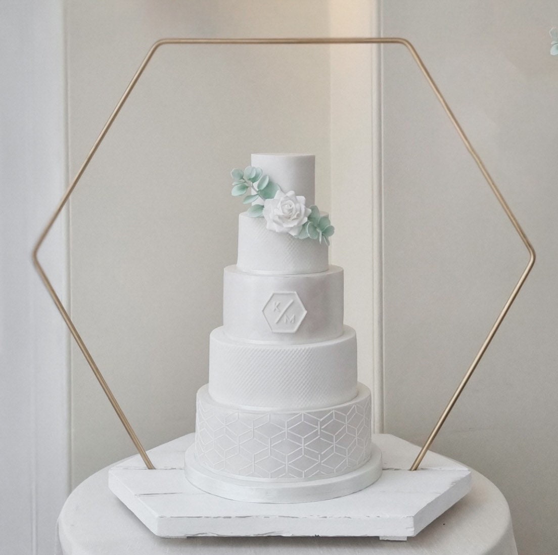 28 Hexagon Wedding Arch Cake Stand, Metal Floral