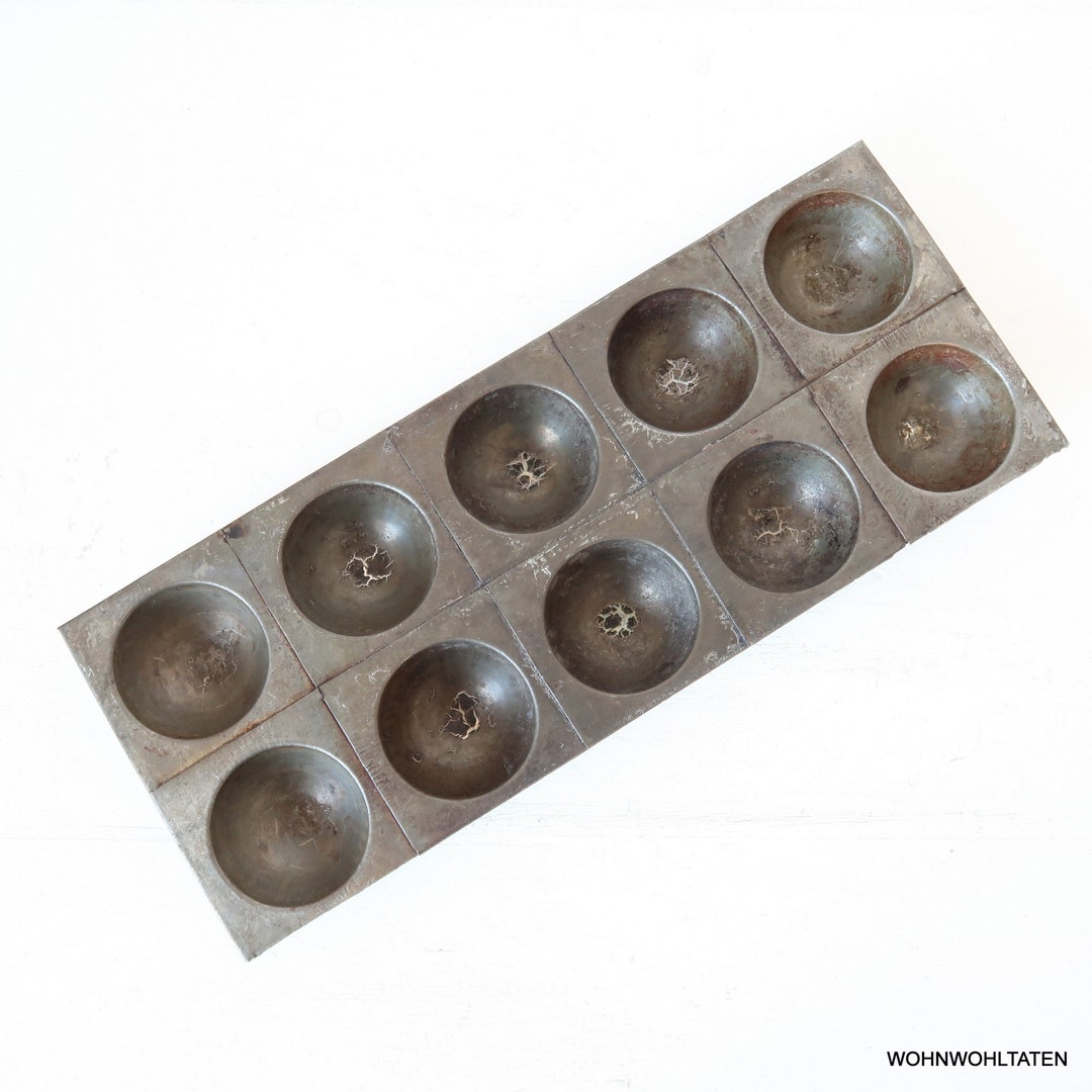 Antique Baking Pan for 10 Small Cakes Primitive Iron Sheet Cake Mold ...