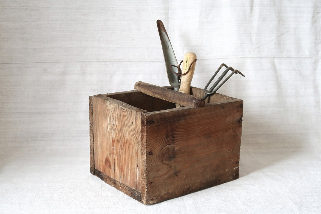 Vintage Wooden Trug Primitive Handmade Storage Box With Handle Rustic ...