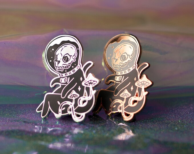 Space Cat Hard Enamel Pin collaboration With Neomlei - Etsy