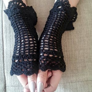 Black Fingerless Lace Gothic Mittens Crochet Lace Cuffs Bridal ...