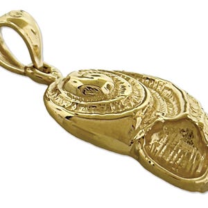 14K Gold Nautilus Shell Charm - Etsy