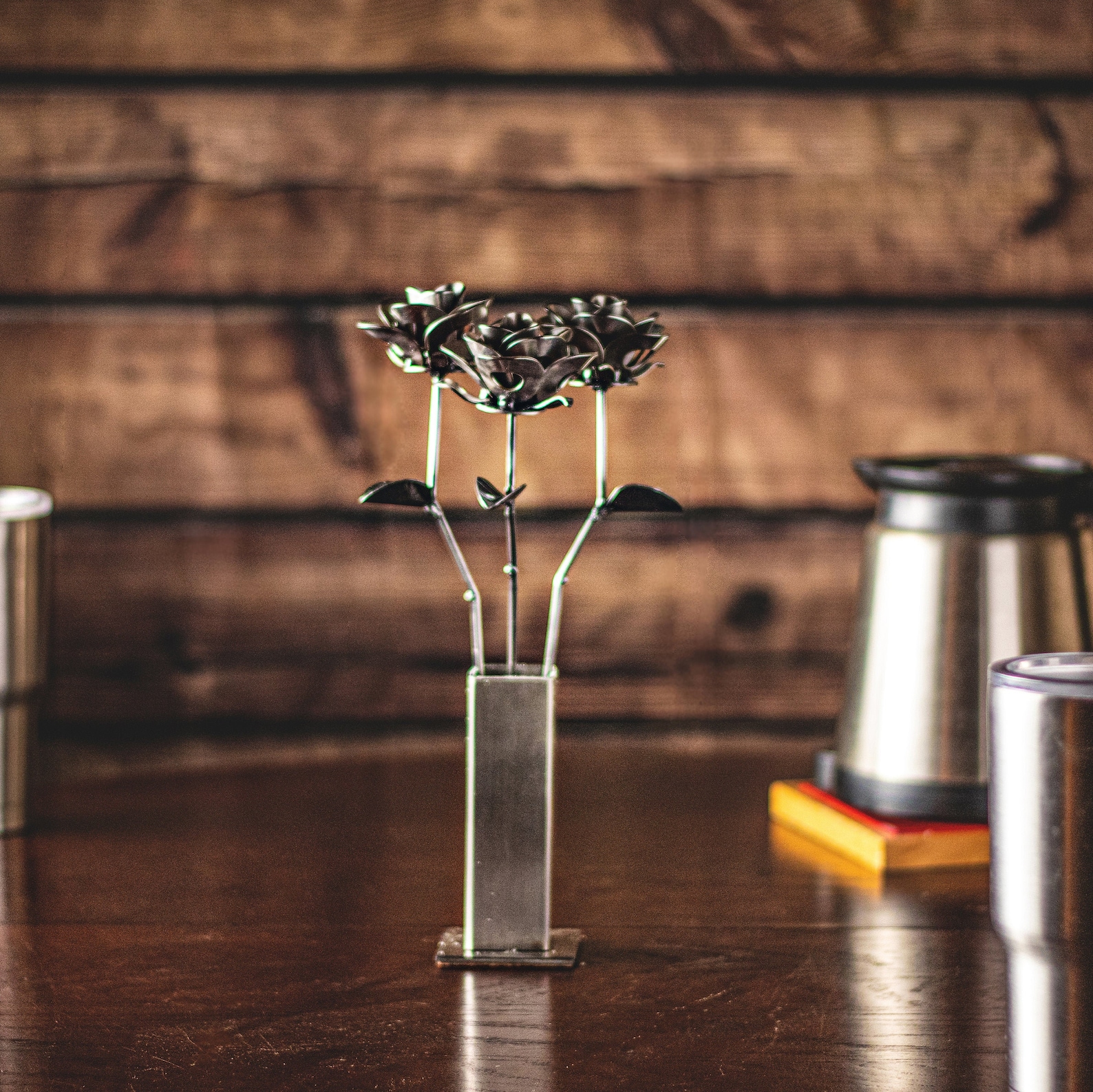 Three Metal Roses and Vase Recycled Metal Roses and Vase - Etsy