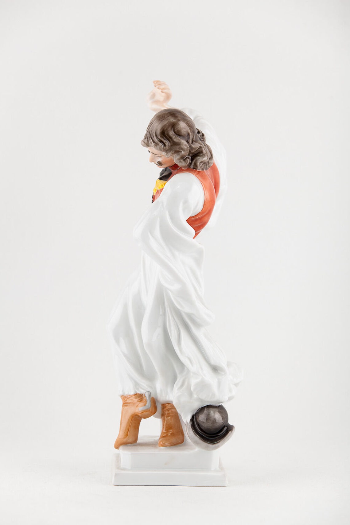 Herend, Folklore Dancing Rascal Man, HANDPAINTED PORCELAIN FIGURINE ...