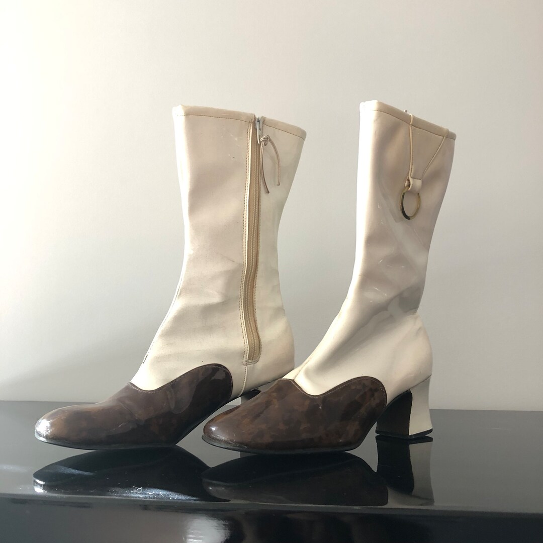 1960s White Gogo Boots/mod Patent Leather Vinyl Boots/courrèges Boots ...