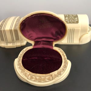 Vintage Art Deco Celluloid Clamshell Ring Box/1930s Ring Presentation ...