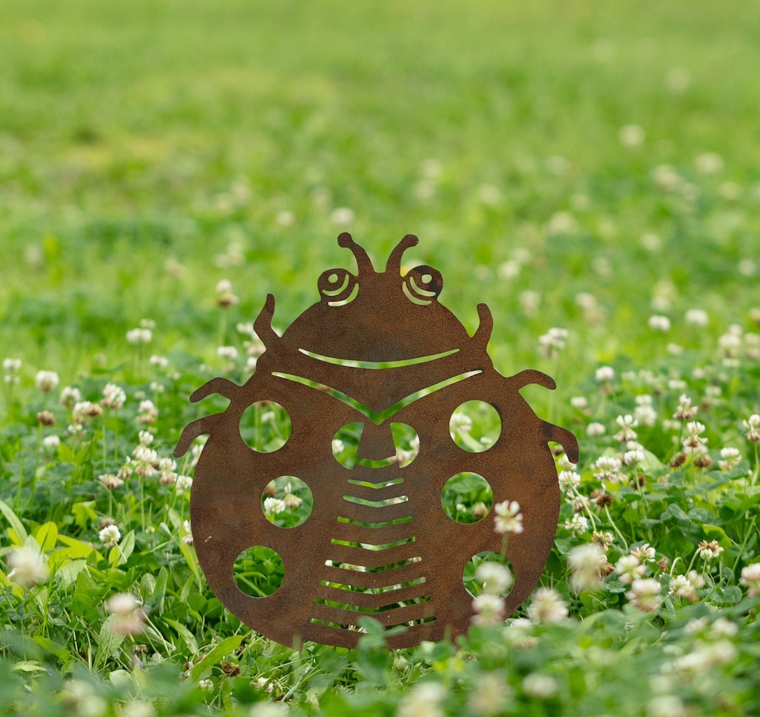 CLYB Metal Rusty Ladybug Garden Decor Add Playful Whimsy and Vintage ...