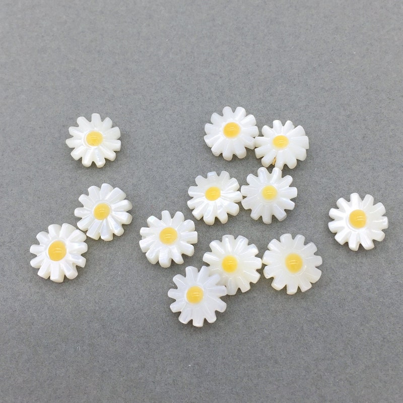 Daisy Bead - Etsy