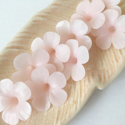 10 X Light Pink Clay Flower Beads Blush Pink Flowers Powder - Etsy
