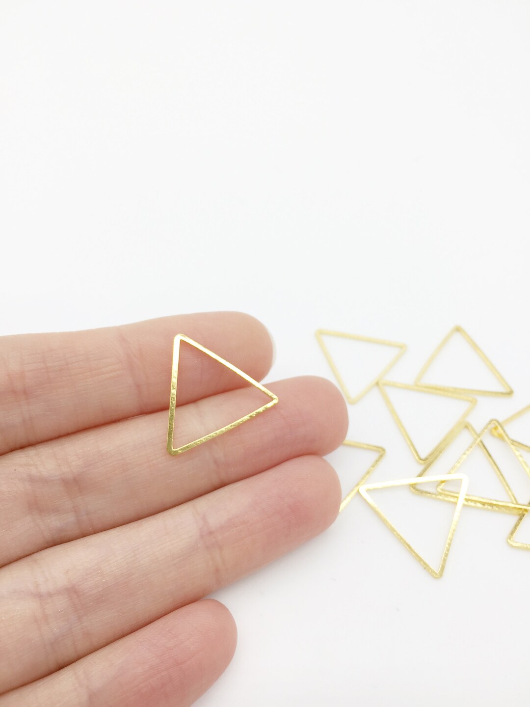 20 X Gold Triangle Connectors, Gold Plated Triangle Links, 15x18mm Triangle Linking Rings (3851 ...