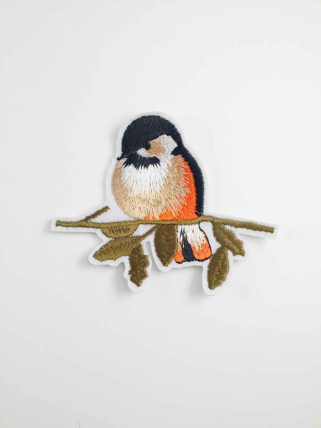 Robin Iron-on Patch, Embroidered Robin Badge, Embroidered Bird Motif ...
