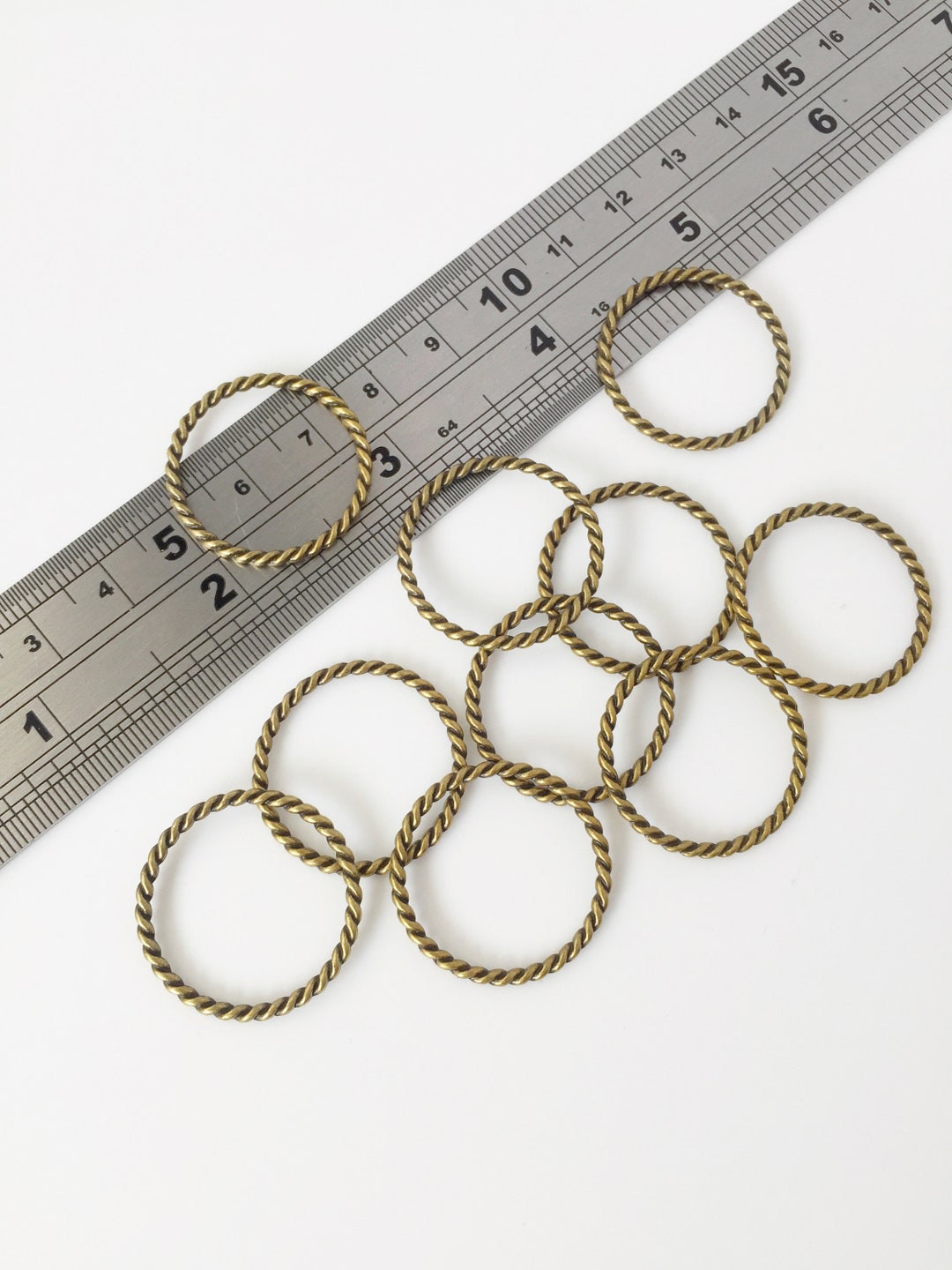 18 X Bronze Tone Twisted Round Connectors, Textured Bronze Linking ...