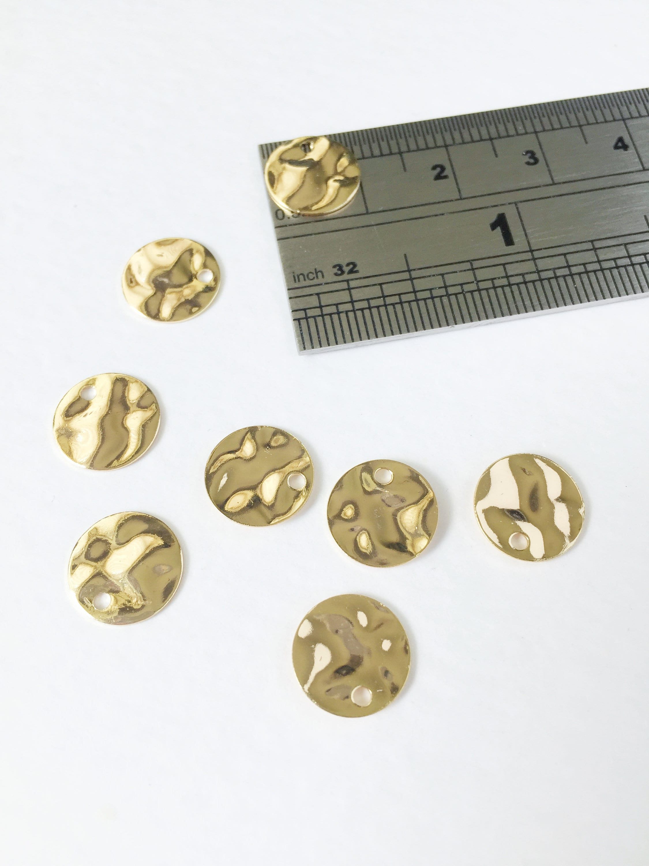 10 X 18K Gold Plated Wavy Coin Charms Hammered Coin Charms - Etsy