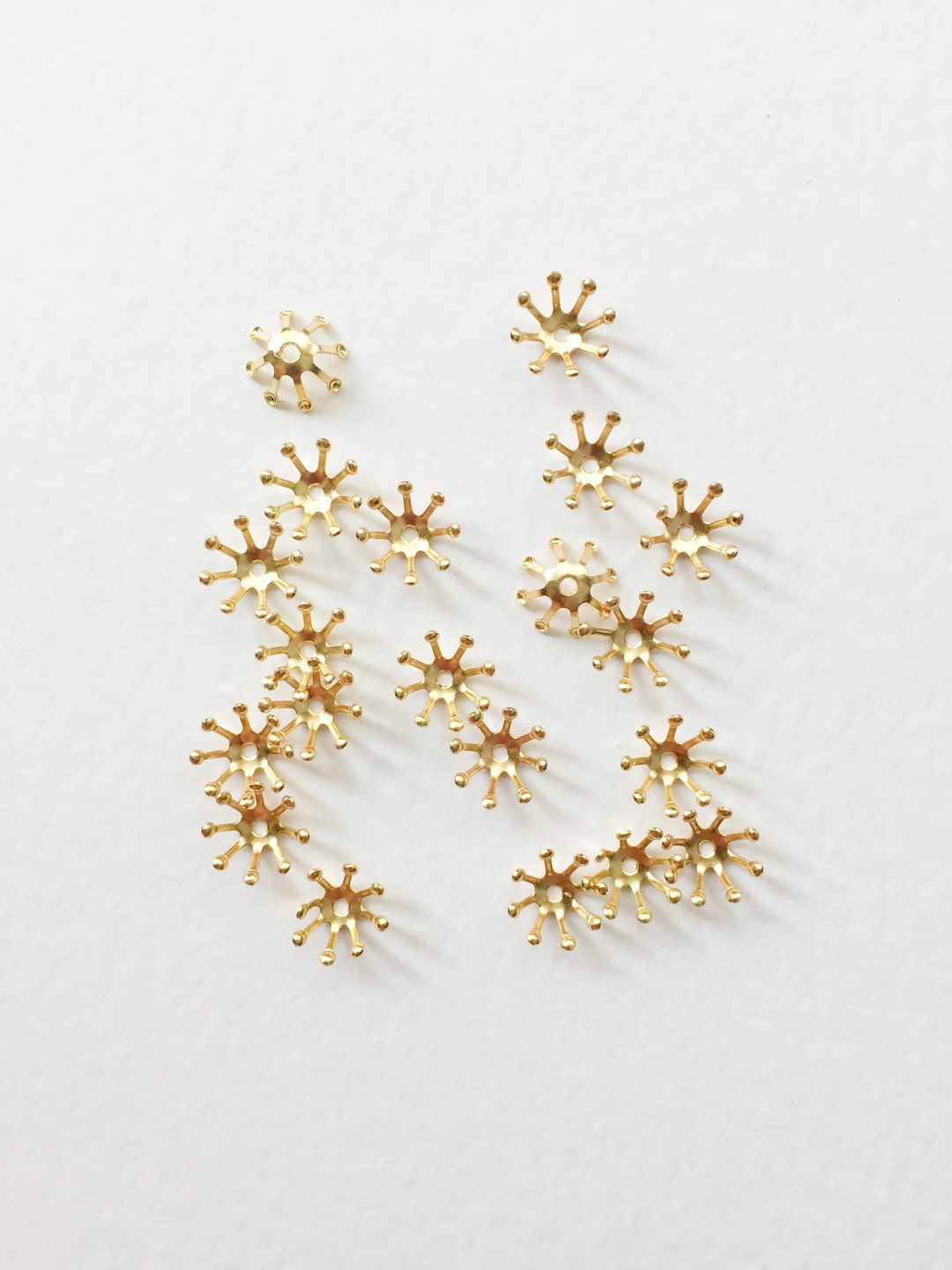 40 X Gold Flower Bead Caps, Metal Flower Bead Caps, Gold Flower Stamen ...