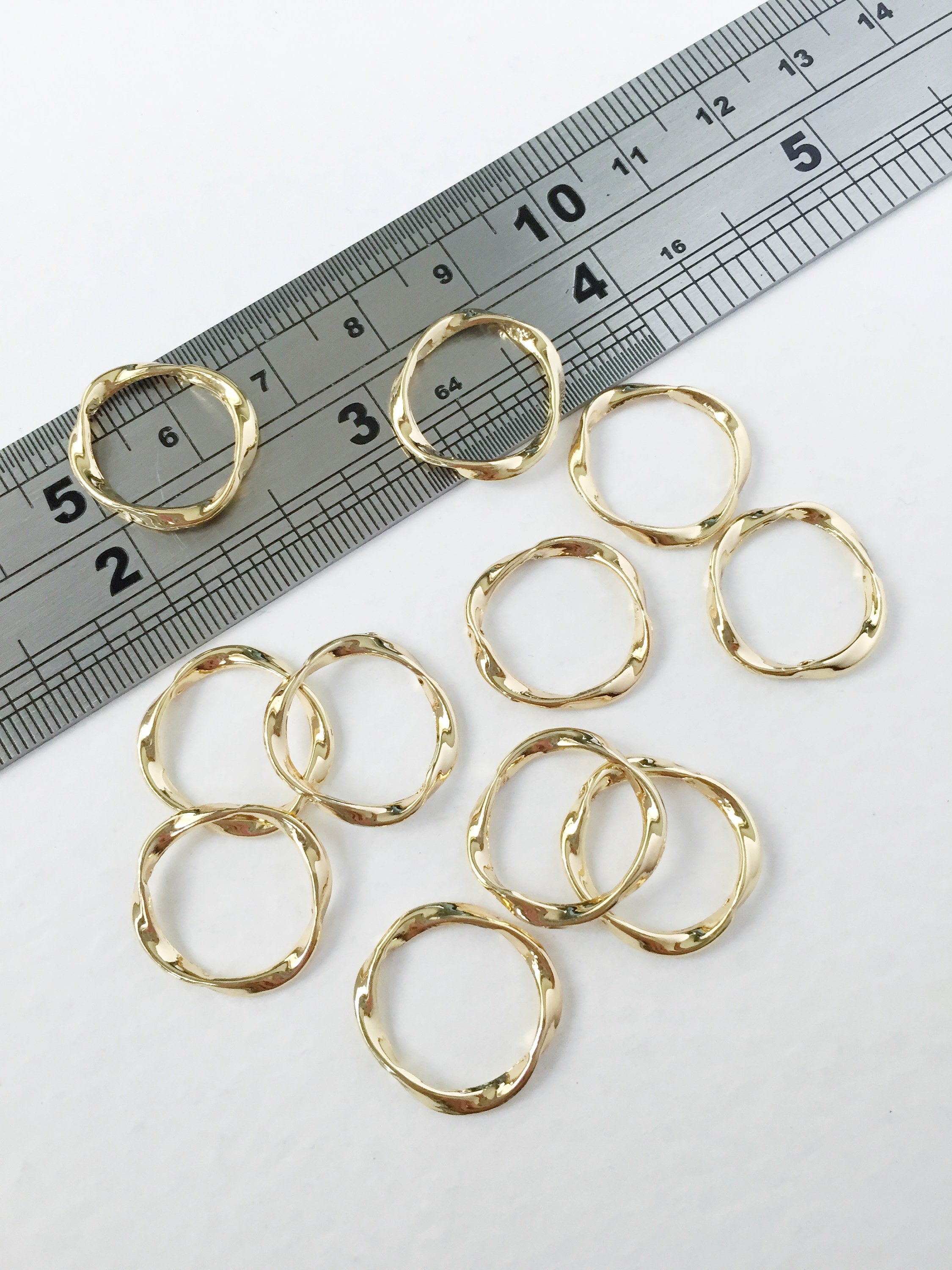 6 X Gold Plated Wavy Circle Connectors Earring Connectors - Etsy