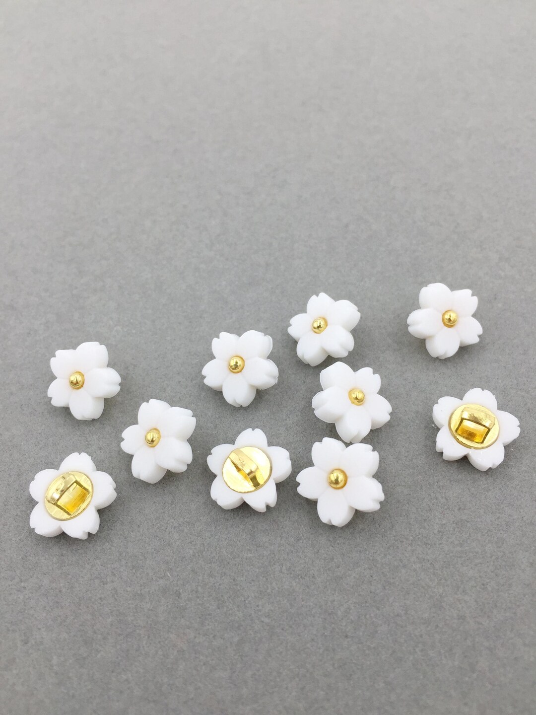 10 X Pure White Sakura Flower Shaped Buttons, 11mm - Etsy