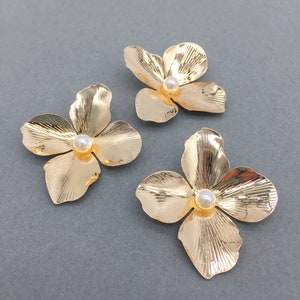 2 X Extra Large Gold Flower Embellishment, Gold Flower Cabochon With ...