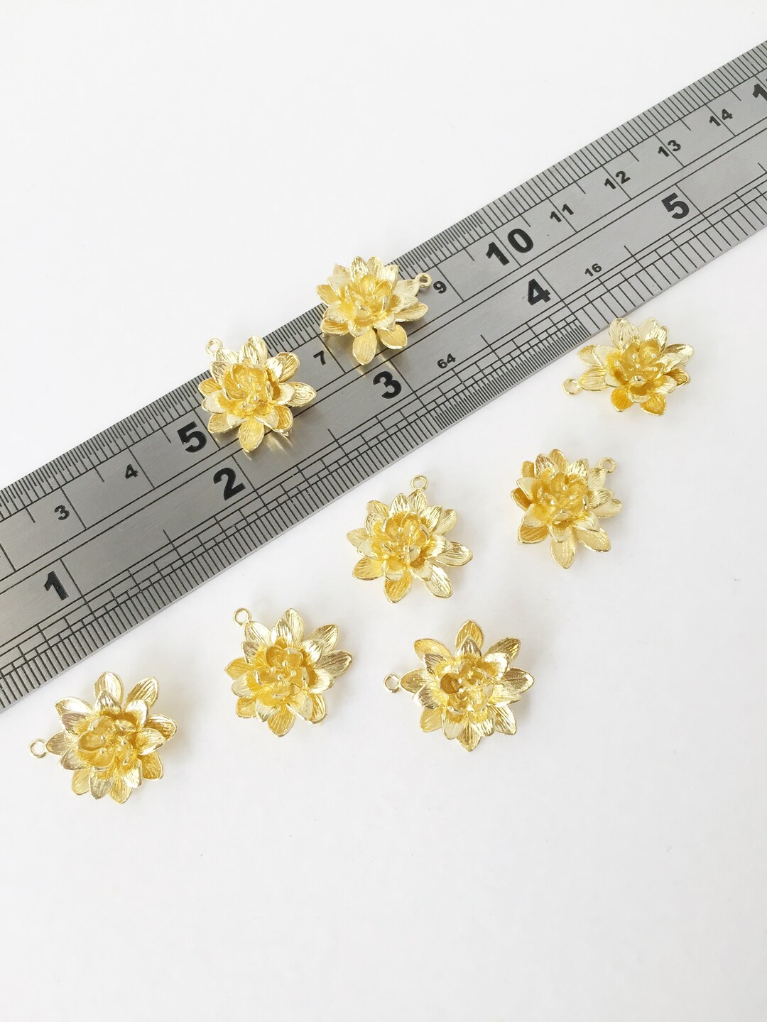 2 X Chrysanthemum Connectors, Gold Flower Connectors, Earring ...