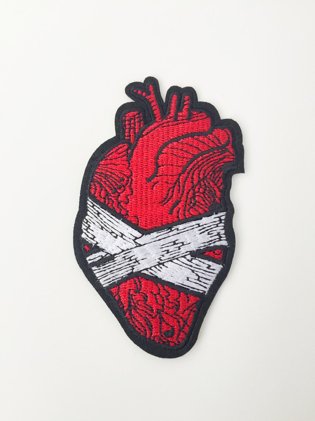 Broken Heart Iron-on Patch, Red Heart Badge, Lifelike Heart Motif ...