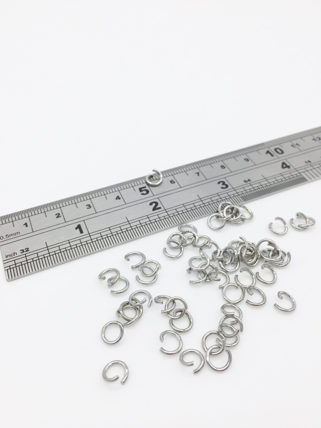 200 X 6x1mm Stainless Steel Jump Rings, 18 Gauge Silver Round Jump ...