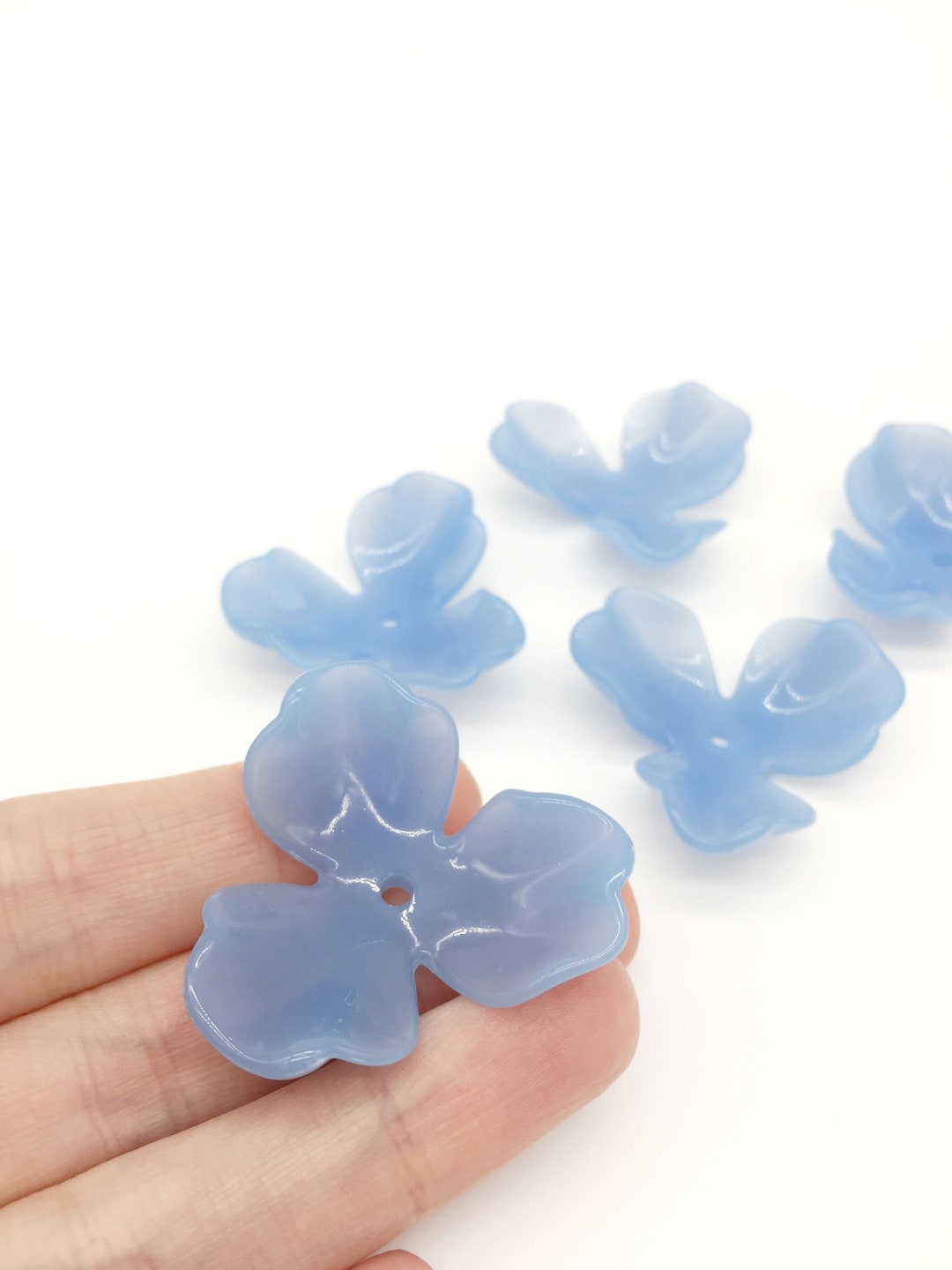 6 X Large Light Blue Flower Beads, Glossy Blue Three Petal Flower Bead ...