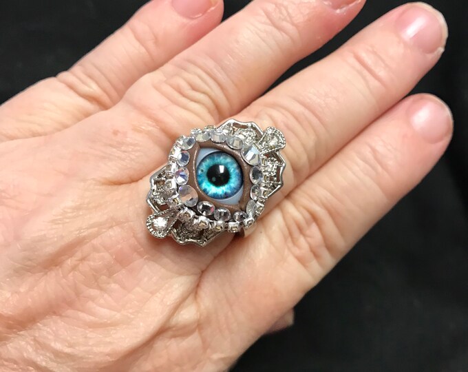 Vintage Crystal Style Eyeball Art Ring With a Handmade Bold Blue Glass ...