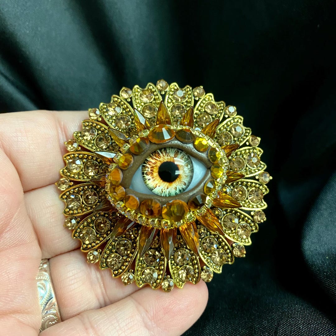 Stunning Vintage Style Golden Eyeball Art Brooch With a Handmade Amber ...